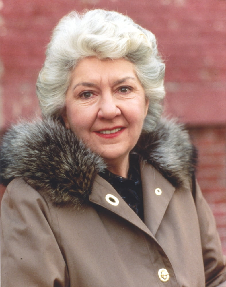 Maureen Stapleton Posed in Gray Jacket Portrait Photo Print (8 x 10 ...