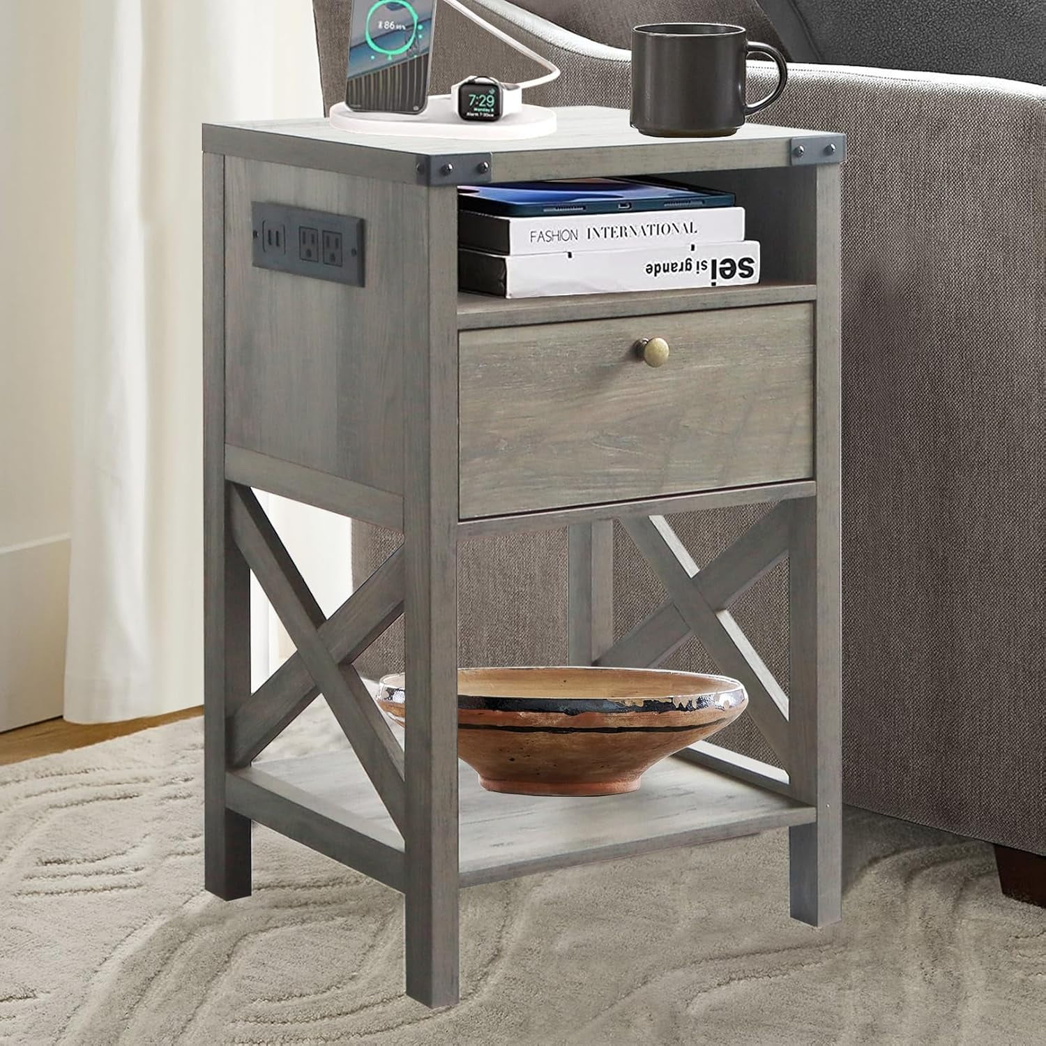 MaxDeals Nightstand with Charging Station, Modern End Table with Drawer ...