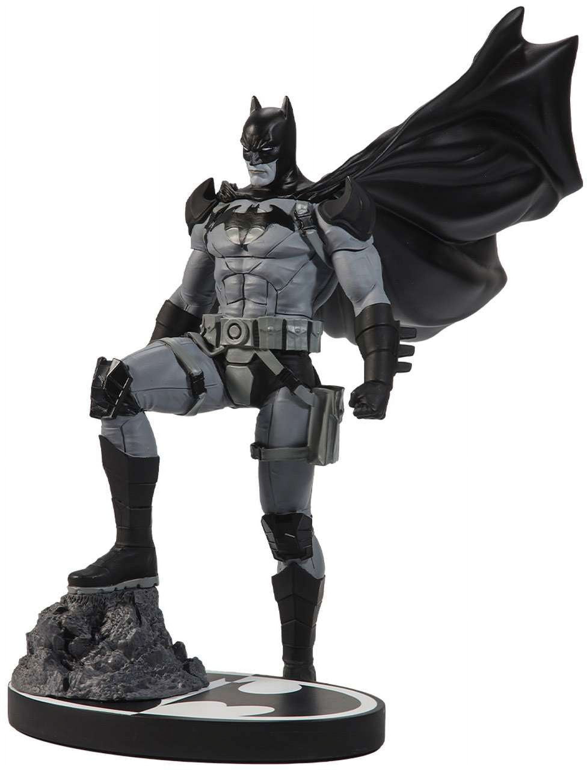 McFarlane DC Direct Batman Resin Statue (Mitch Gerads, Black & White ...