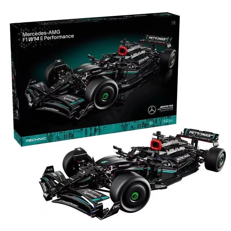 Mechanical car building block model, 1:8 model scale (composed of 1,642 ...