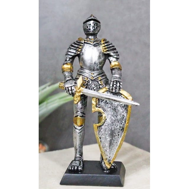 Medieval Valiant Knight Suit Of Armor With Sword And Spade Shield Mini ...
