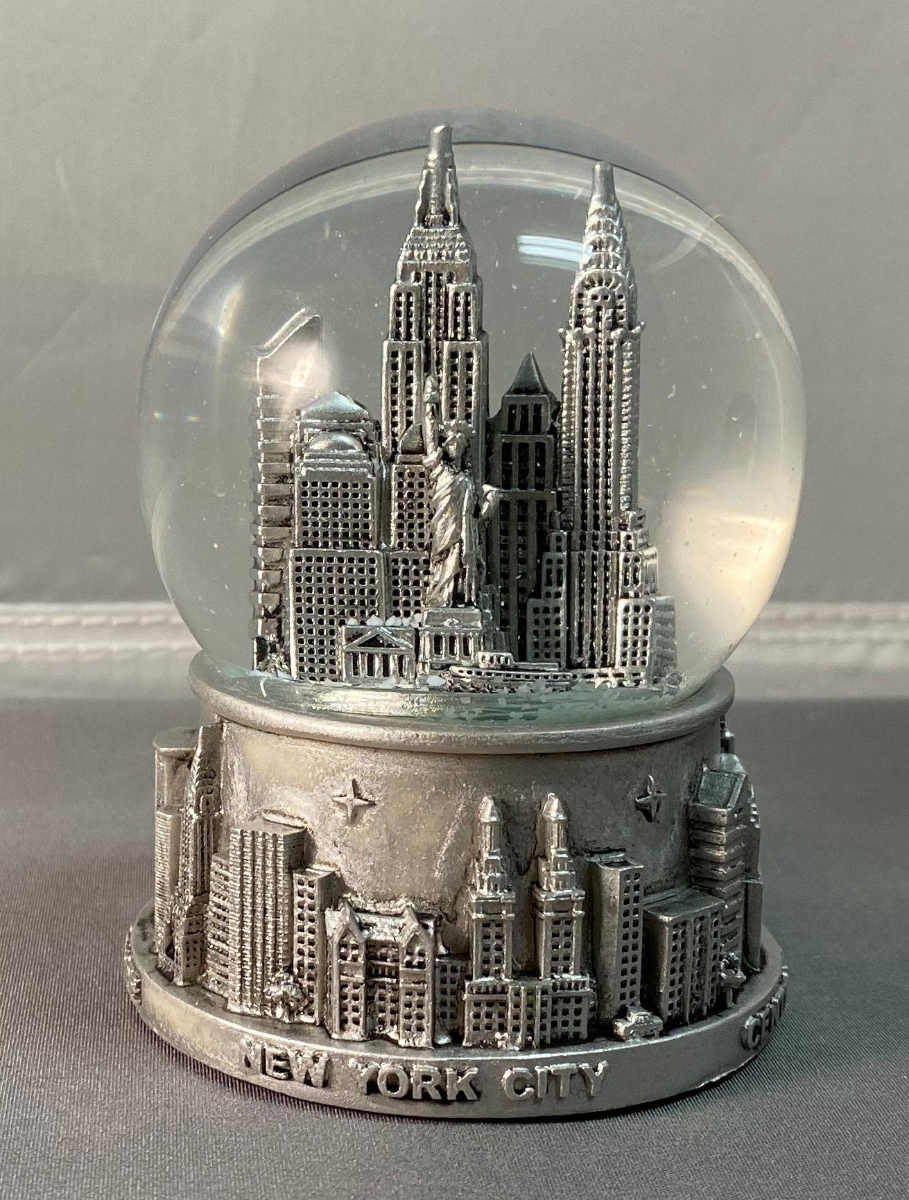 Medium Silver New York City Skyline Snow Globe - Walmart.com