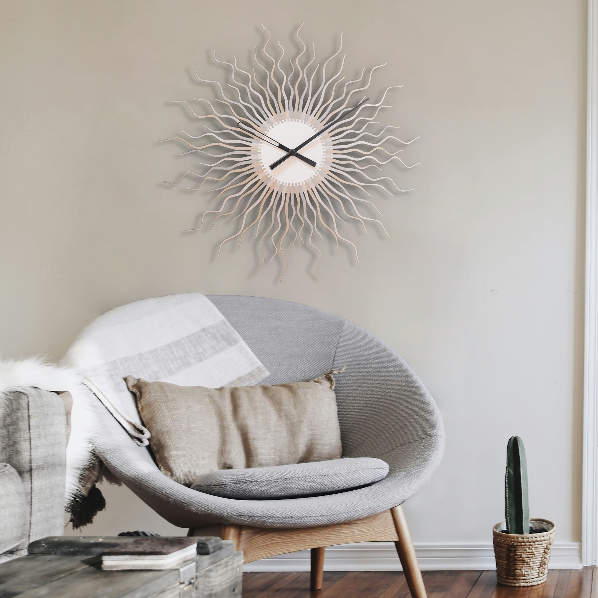 Ardeola - Medusa Silver - 16 in Sunburst Wall Clock, Silent Movement ...