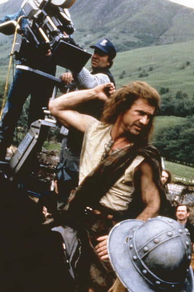 Mel Gibson in Braveheart filming on location in Scotland 24x36 Poster ...