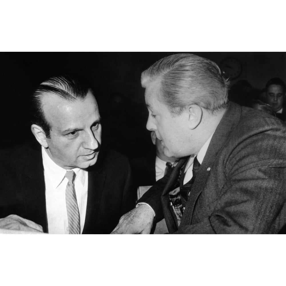 Melvin Belli Confers With His Client History (24 x 18) - Walmart.com