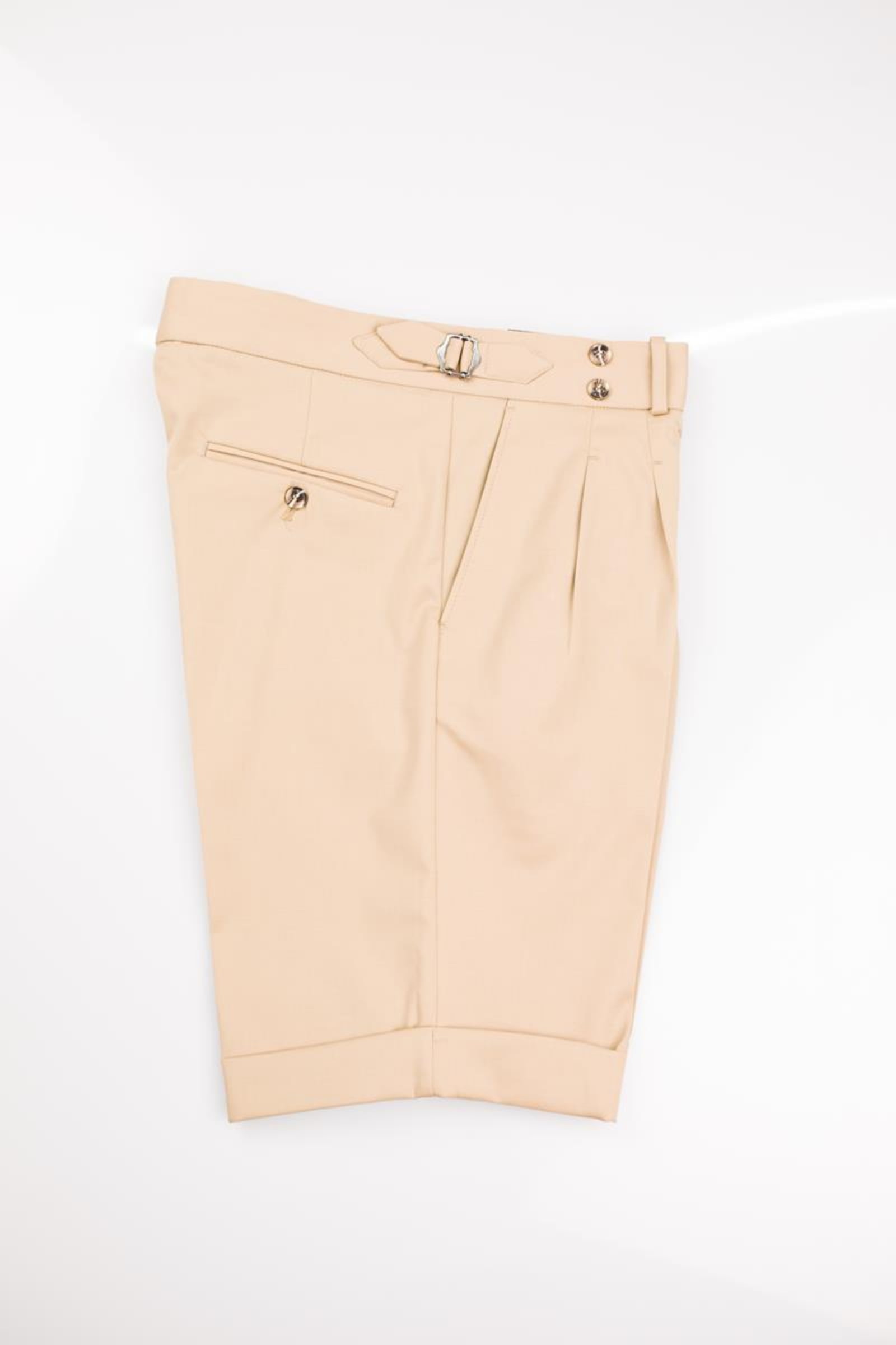 Men's Classic Shorts, 60% Linen Stylish and Modern Cut Beige Short ...