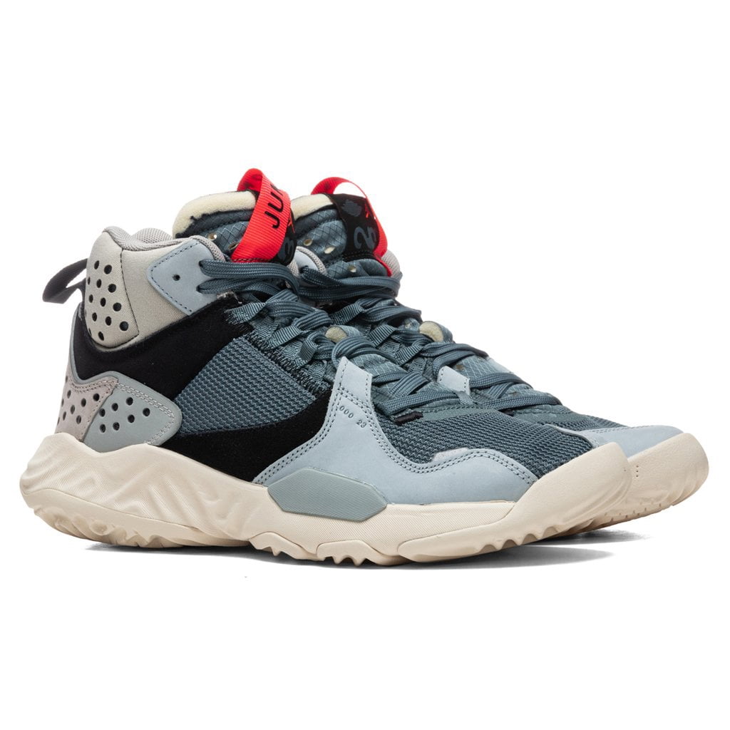 Men's Jordan Delta Mid Hasta/Light Pumice/Blk/Brght Crimson (DC2130 300 ...