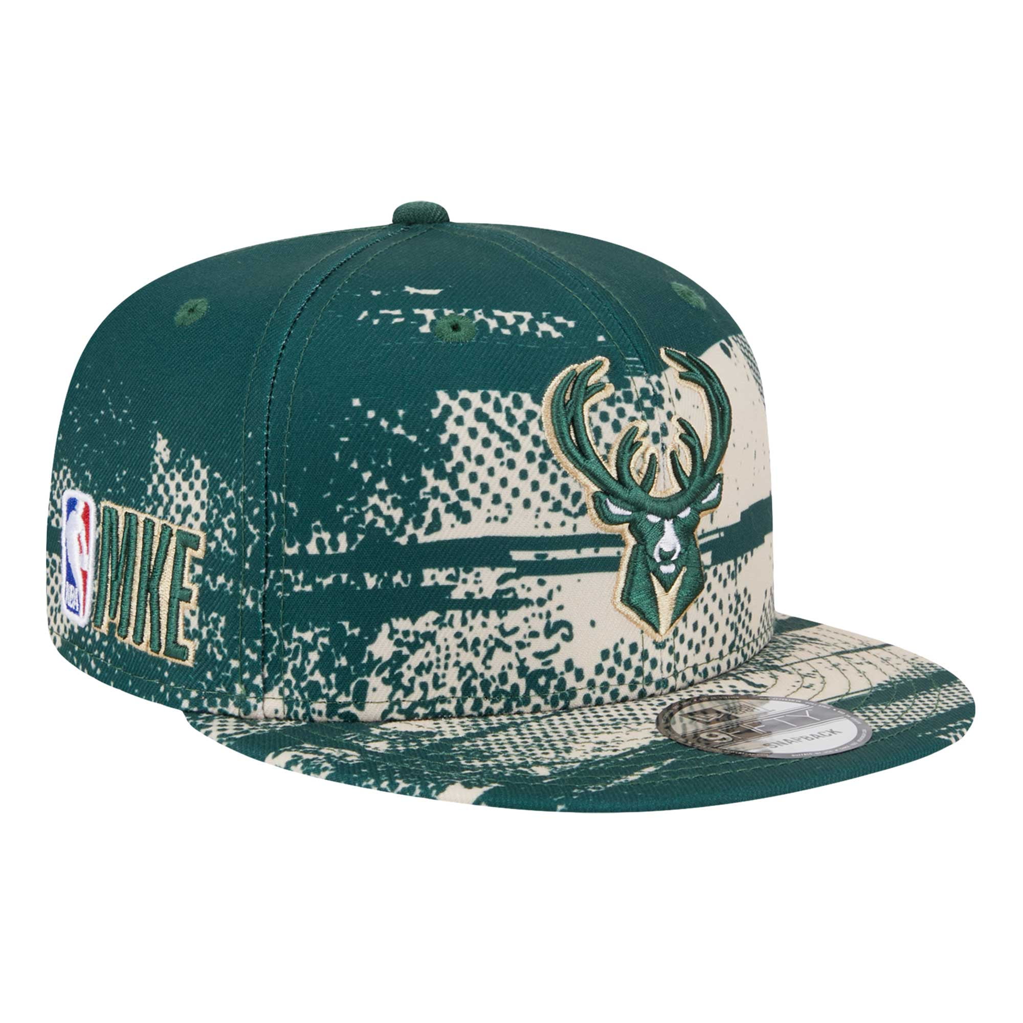 Men's New Era Hunter Green Milwaukee Bucks Tip-Off 9FIFTY Snapback Hat ...