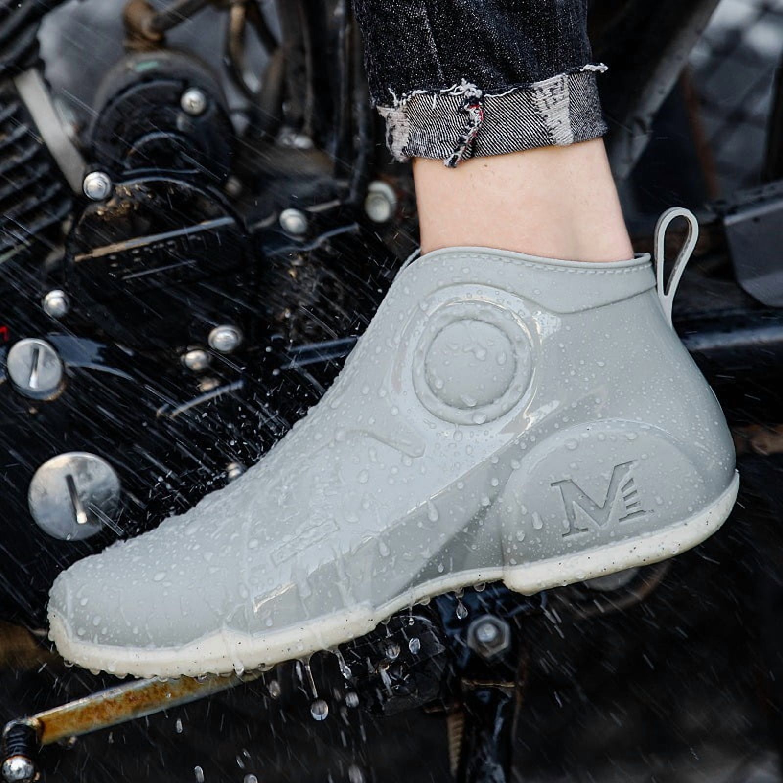 Men's Waterproof Short Rain Boots Featuring Eye Catching Round Accent ...