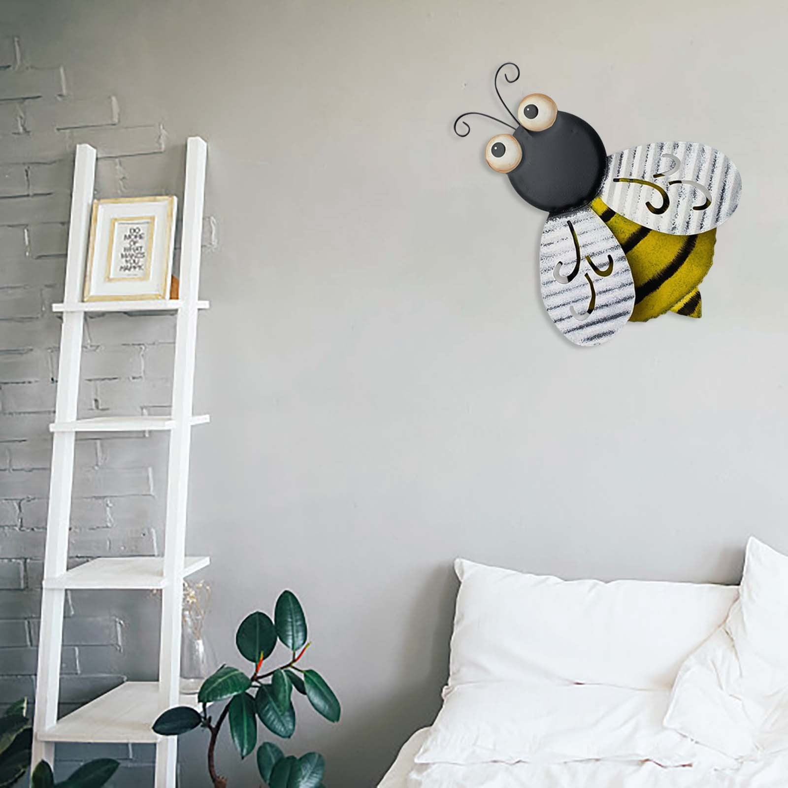 Metal Bumble Bee Garden Decor - Outdoor Wall Hanging Sculpture for ...