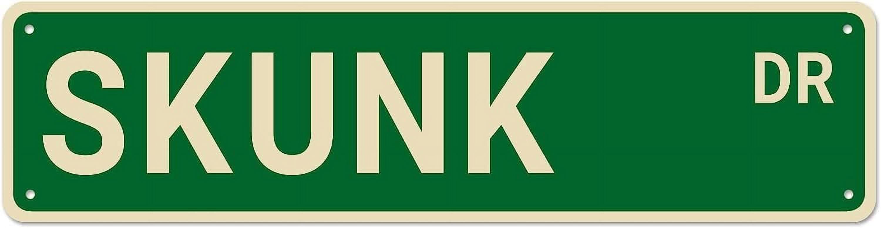 Metal Sign SKUNK DR Vintage Tin Signs Plaque for Bedroom Kitchen Garden ...