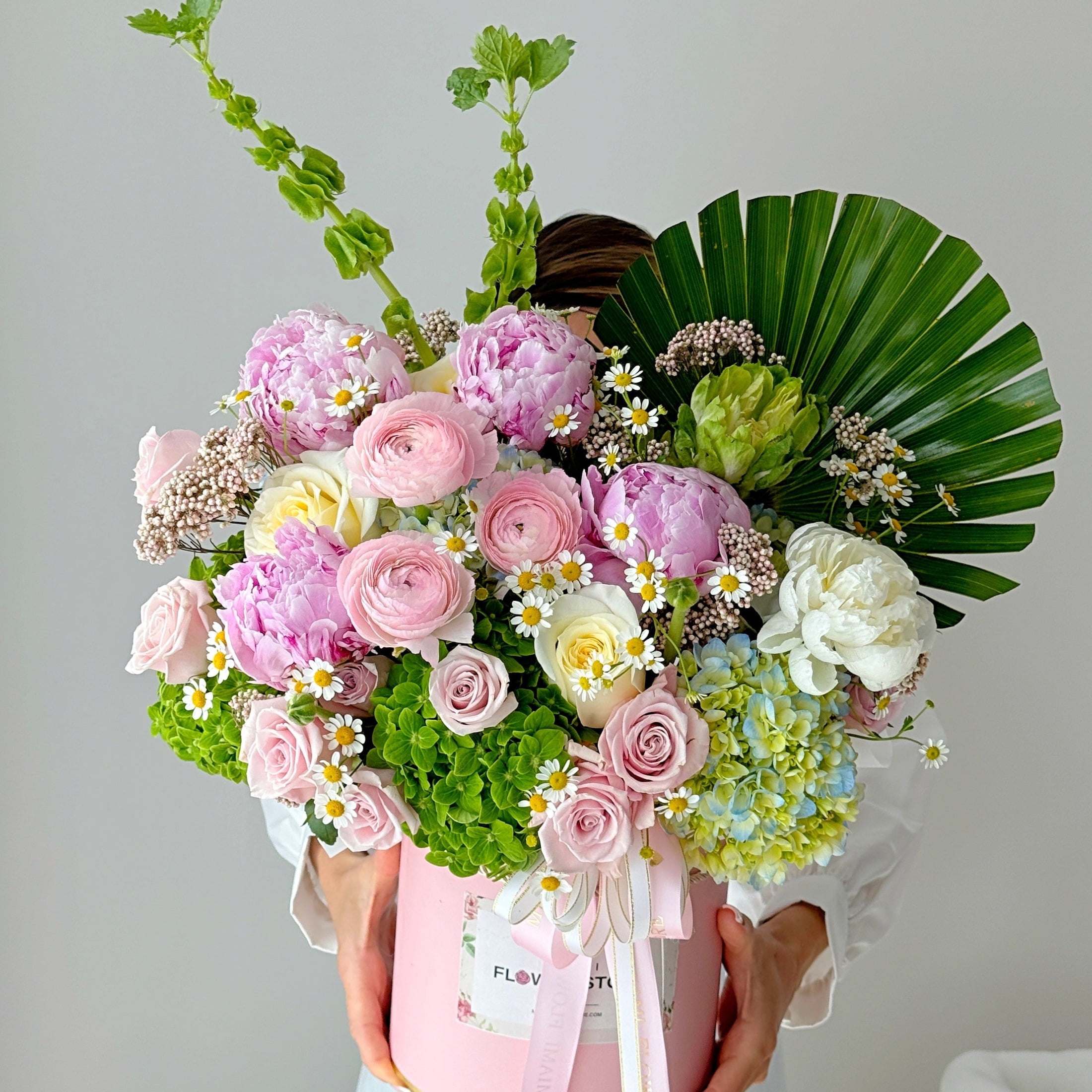 Miami Flower Store Peonies & Ranunculus Flower Bouquet in a Box ...