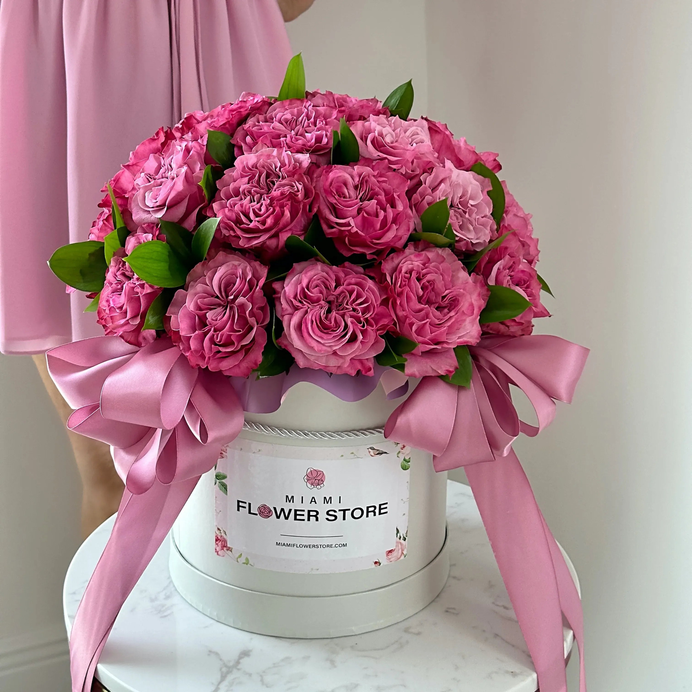 Miami Flower Store Pink Rose Flower Bouquet in a Box - 50 Roses ...