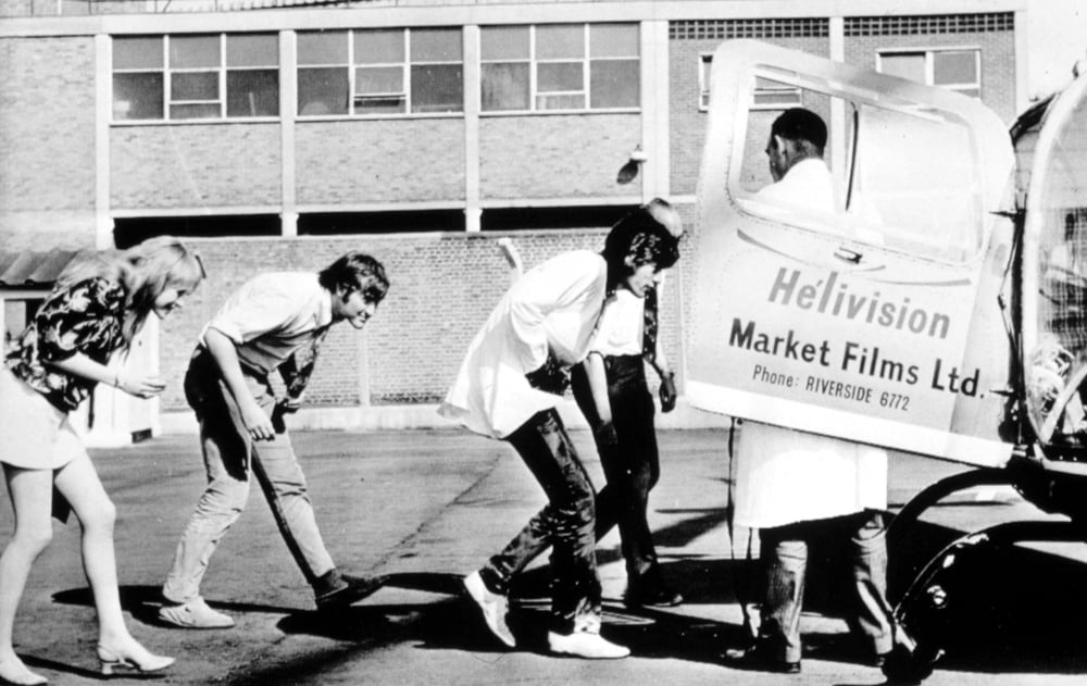 Mich Jagger And Marianne Faithful Board A Helicopter After Jagger ...