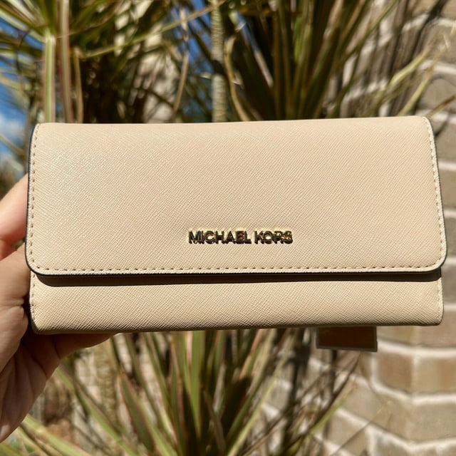 Michael Kors Jet Set Travel Large Trifold Wallet Clutch Buff Saffiano ...