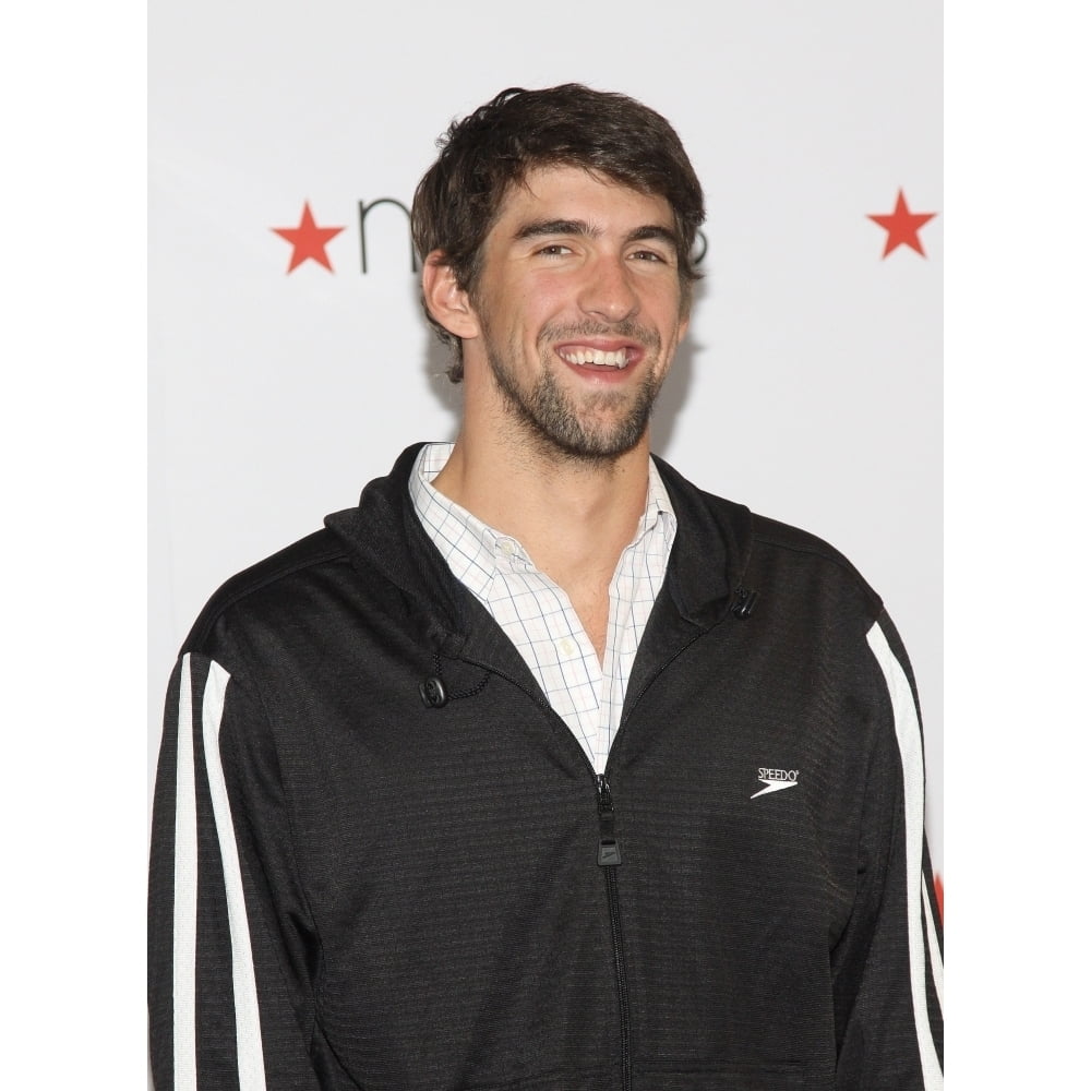 Michael Phelps At In-Store Appearance For World Champion Swimmer ...