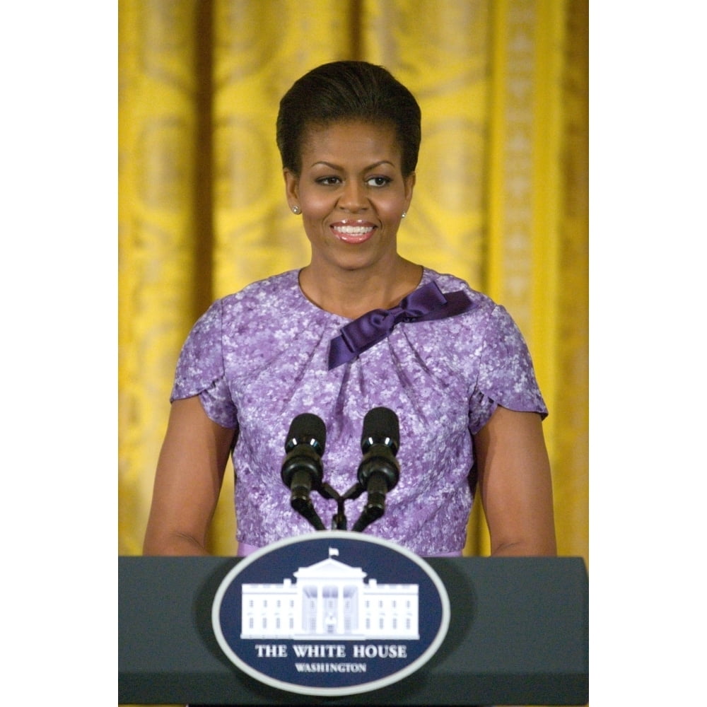 Michelle Obama At A Public Appearance For Afternoon Tea Honoring Women ...