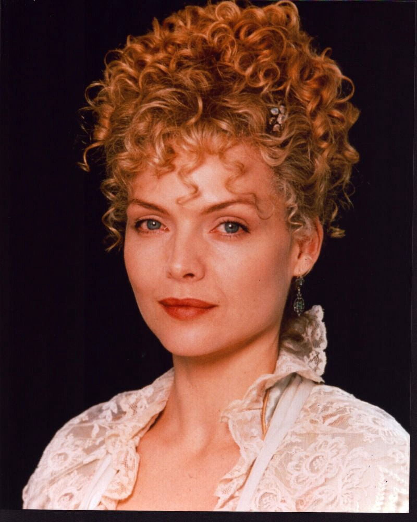 Michelle Pfeiffer Headshot For The Age Of Innocence Photo Print (8 x 10 ...