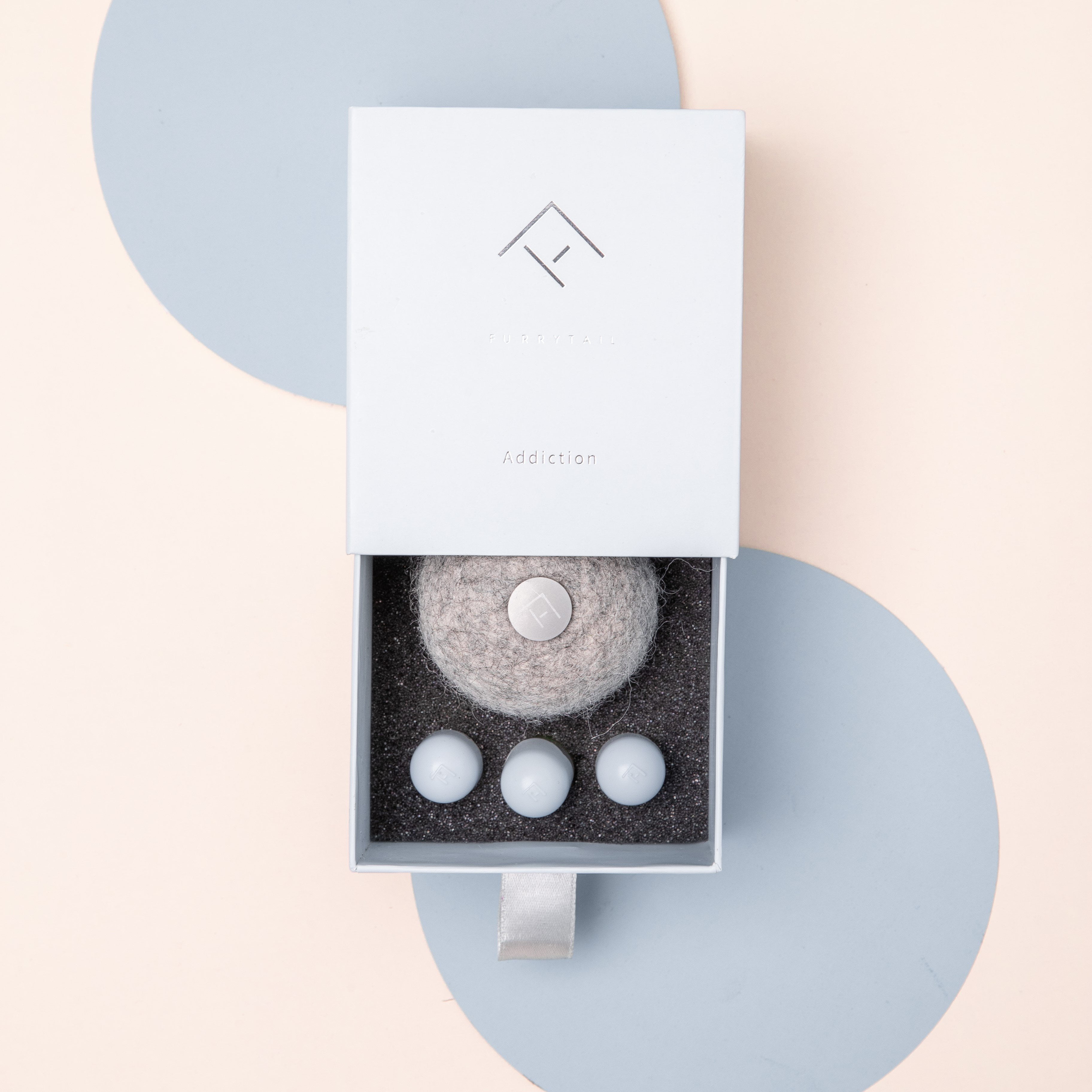 Michu Cat Catnip Felt Ball Cat Toy 3 Capsules - Walmart.com