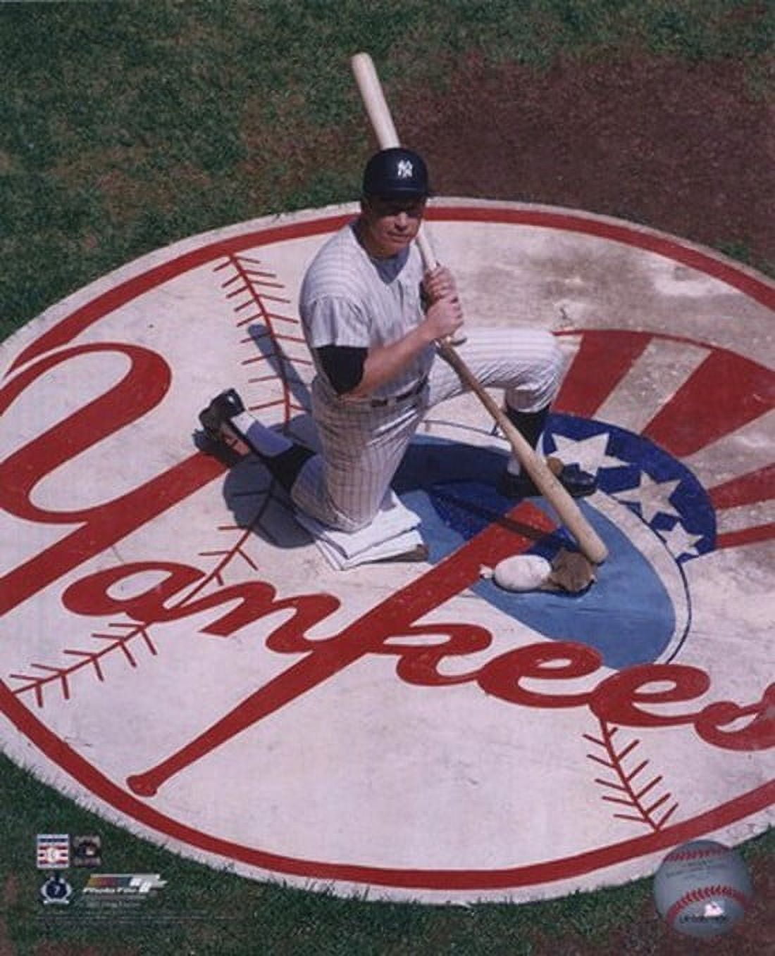 Mickey Mantle - Knelling in Batting Circle Sports Photo - Walmart.com