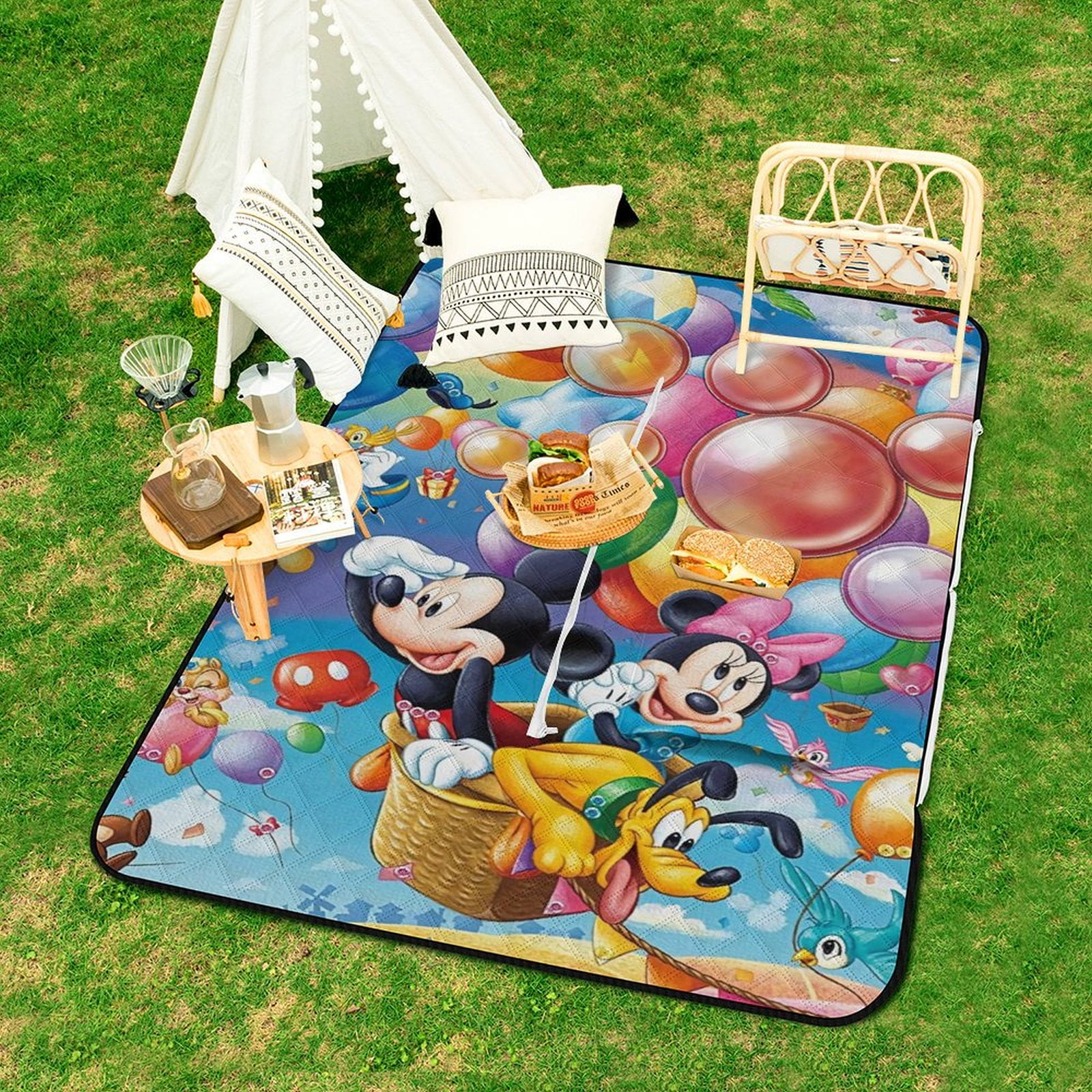Mickey & Minnie Mouse & Pluto Picnic Blankets Extra Large - Beach ...