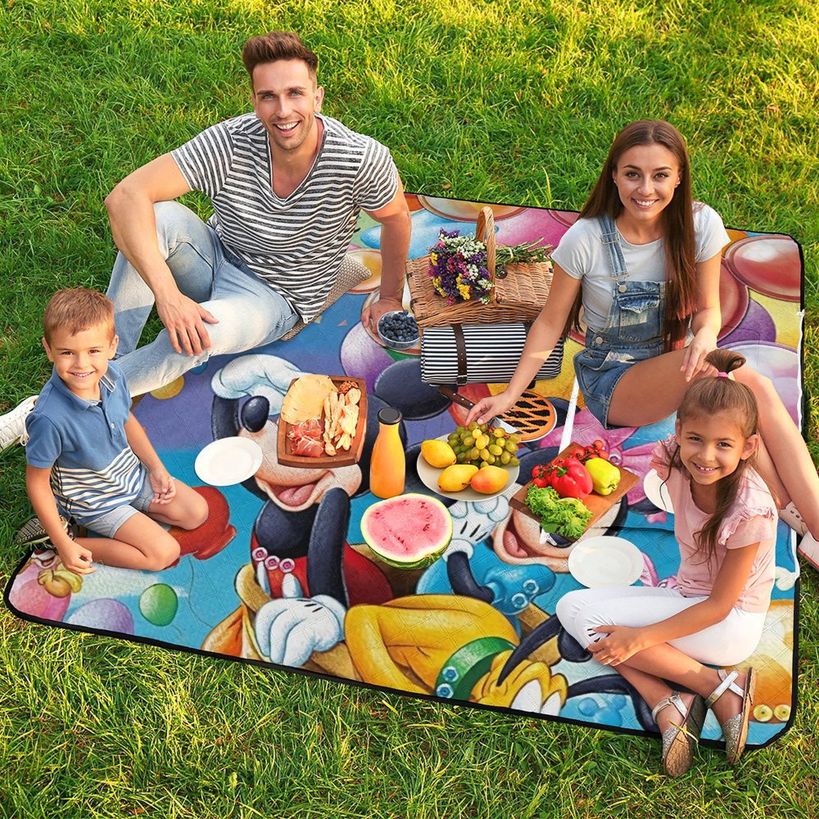 Mickey & Minnie Mouse & Pluto Picnic Blankets Extra Large - Beach ...