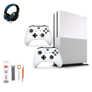 Pre-Owned Xbox One 1TB Console - 3 Games Holiday Bundle (Gears of War ...