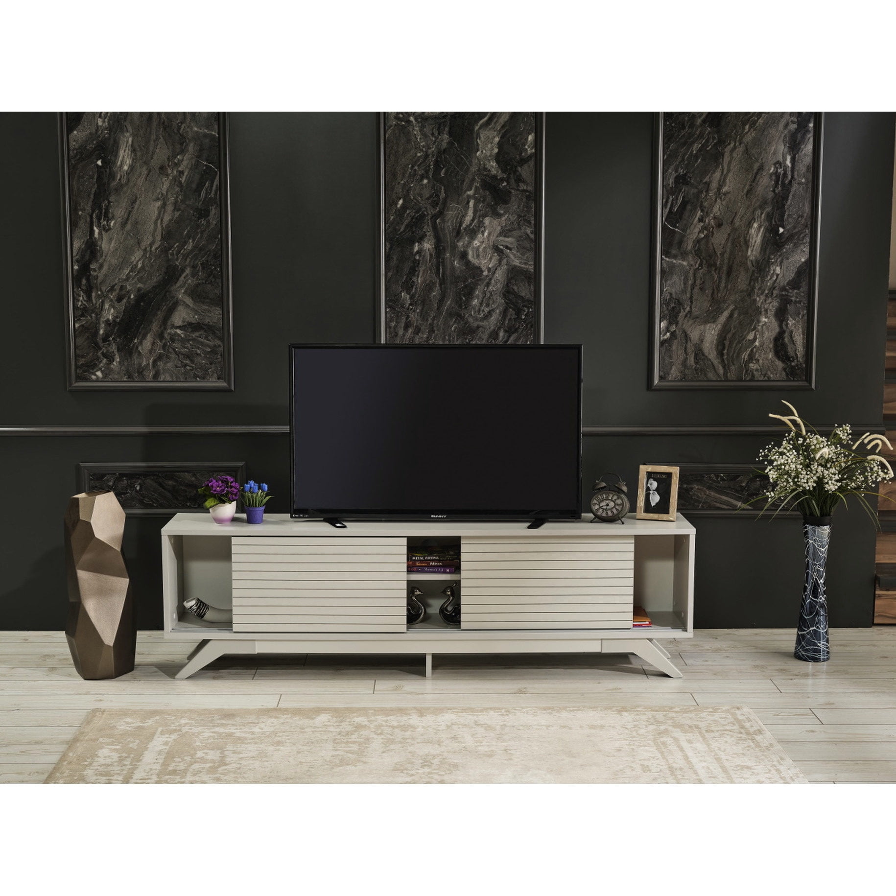 Mid Century TV Stand | Ideal for Relaxing at Home, Storage for DVDs and ...
