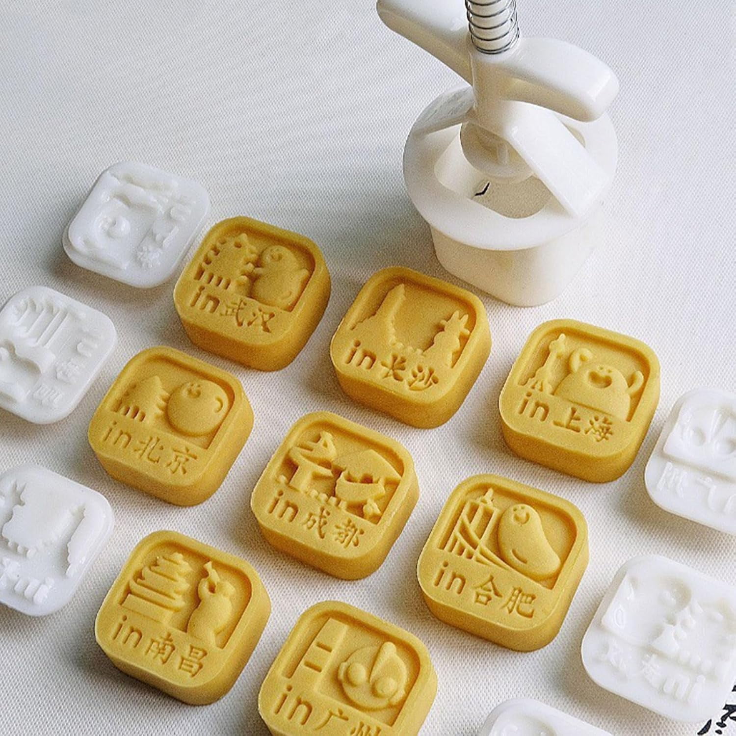 Midautumn Festival Moon Cakes Maker City Name Moon Cakes Molds Cookie ...