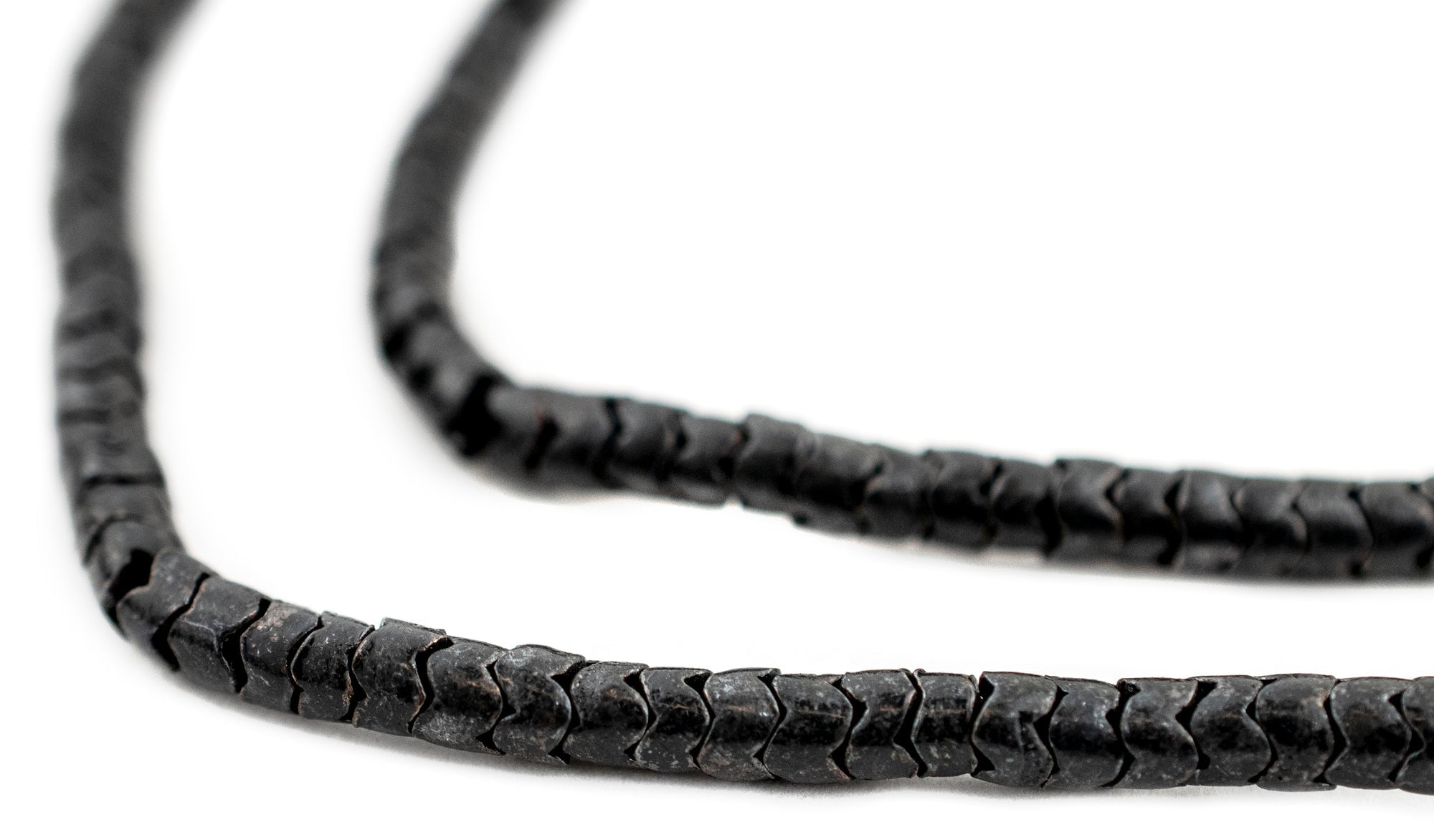 The Bead Chest Midnight Black Snake Beads - Full Strand of Interlocking ...