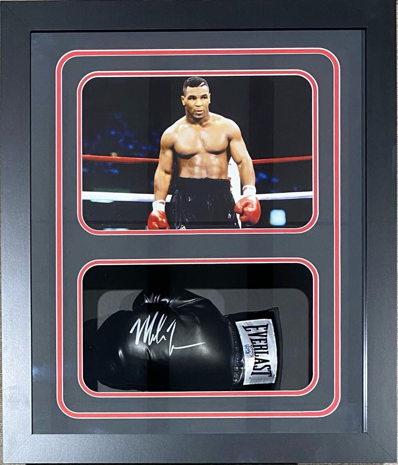 Mike Tyson Signed Glove Shadow Box Mike Tyson Hologram Authentic COR ...