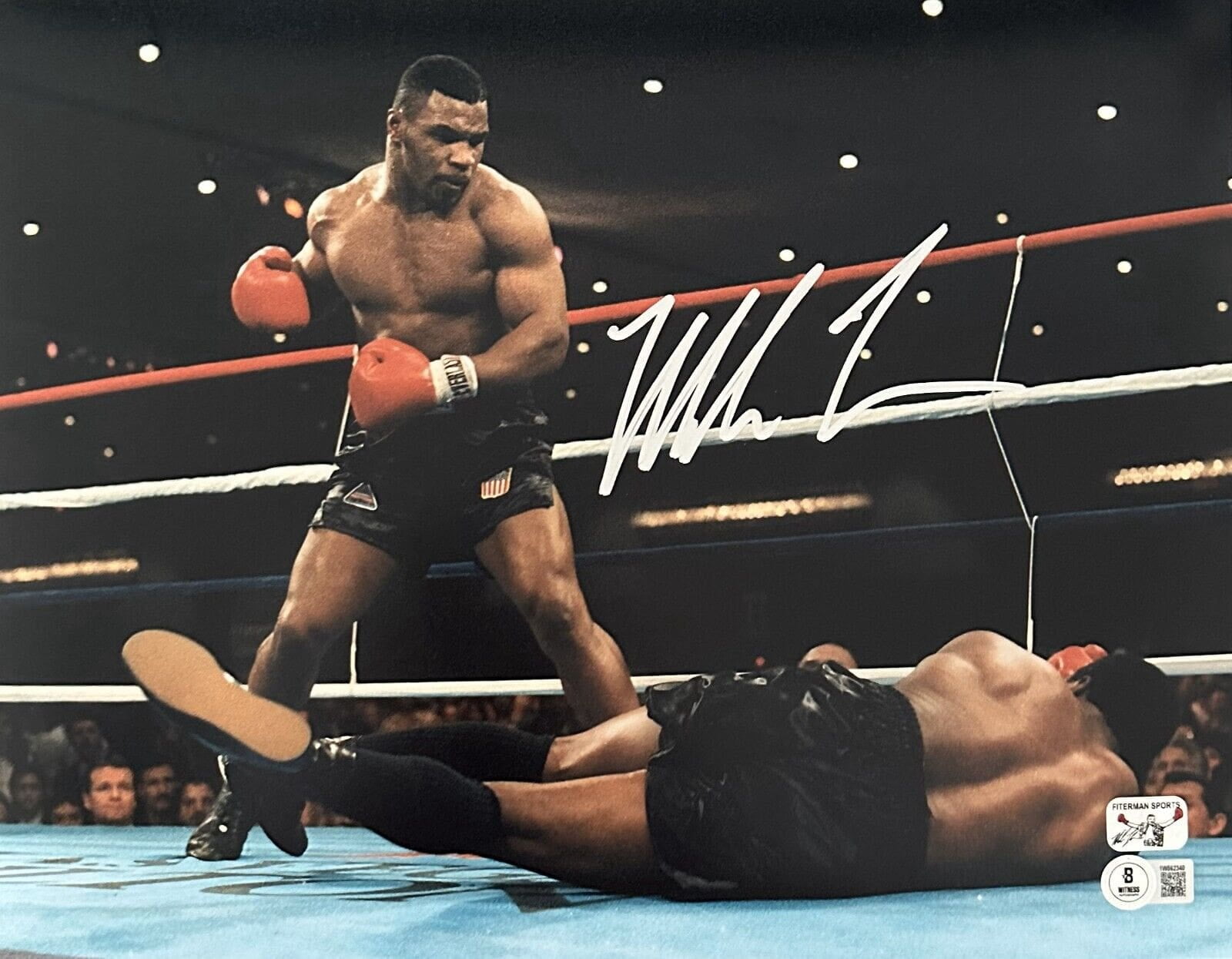 Mike Tyson Signed Photo 11x14 Beckett & Tyson Hologram Authen Berbick ...