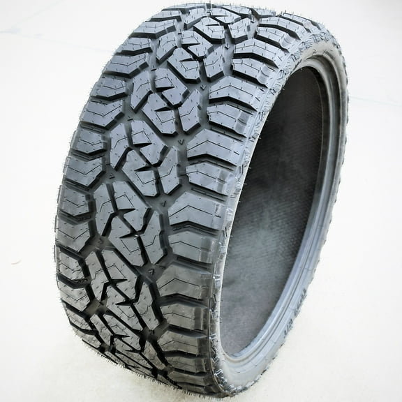 295 50r15 Tire