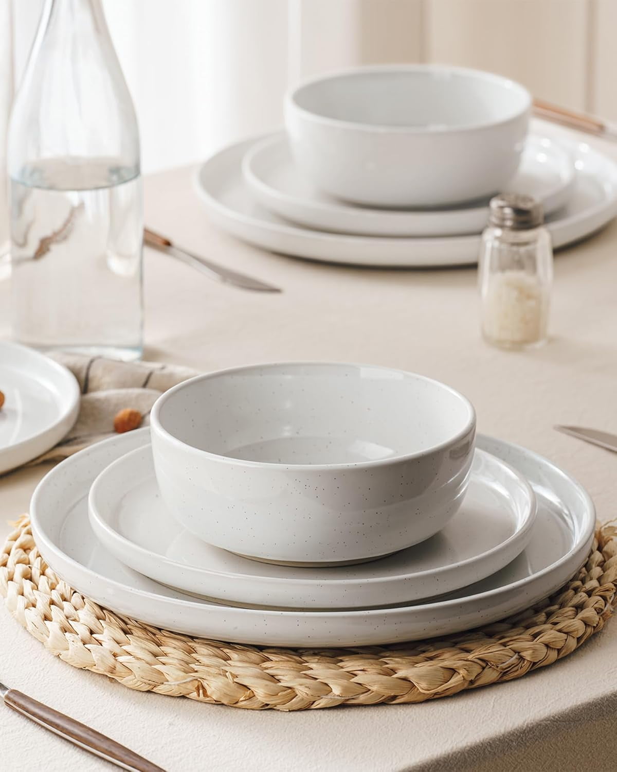 Milkyway 12-Piece Dinnerware Set, White Plates and Bowls Set for 4 ...