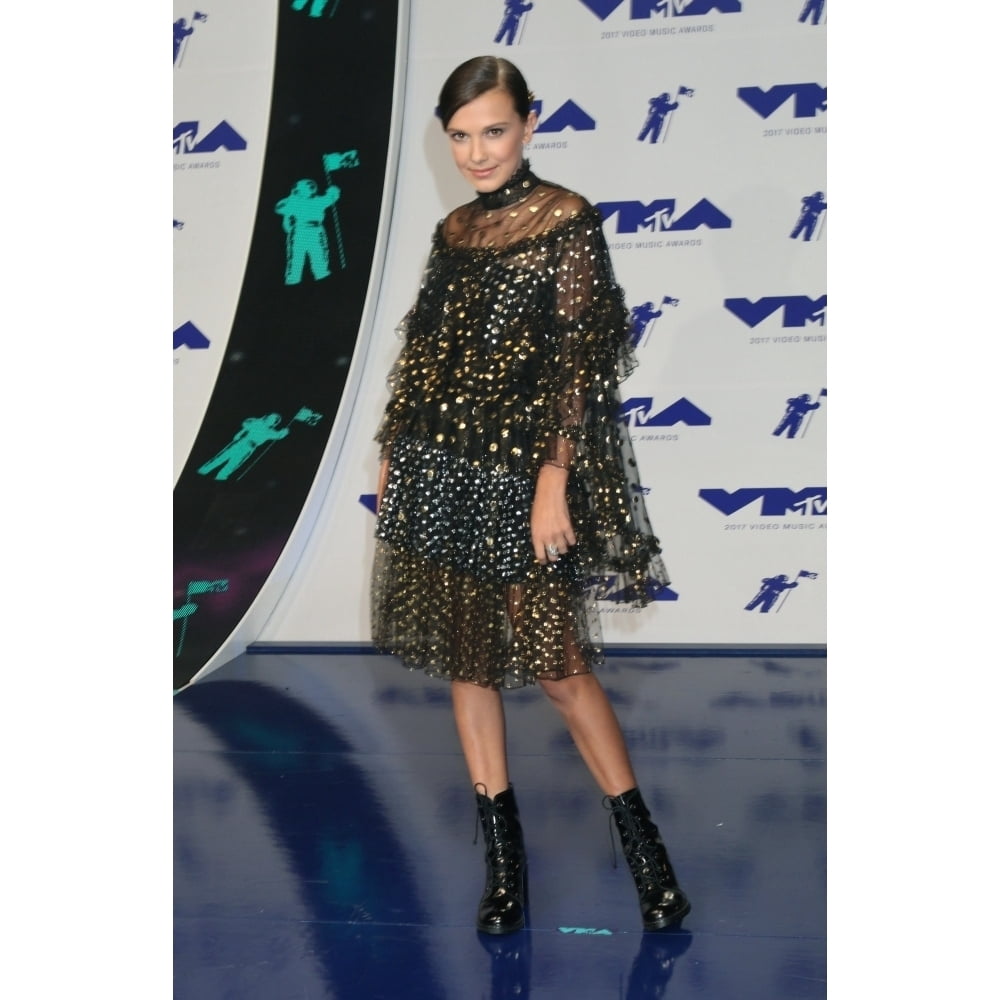 Millie Bobby Brown At Arrivals For Mtv Video Music Awards (Vmas) 2017 ...