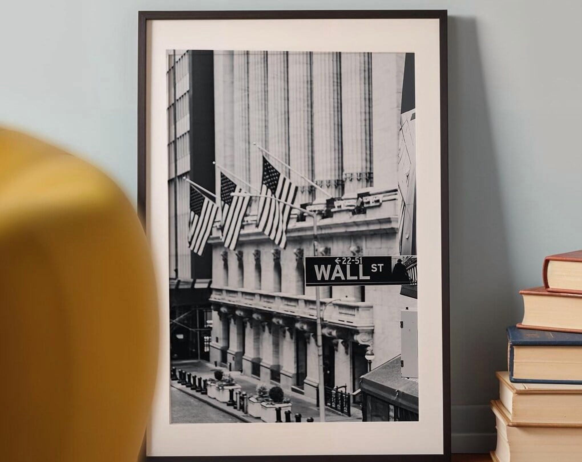 Miluva Black-And-White Wall Street Poster Stock Trader Gift Wall Street ...