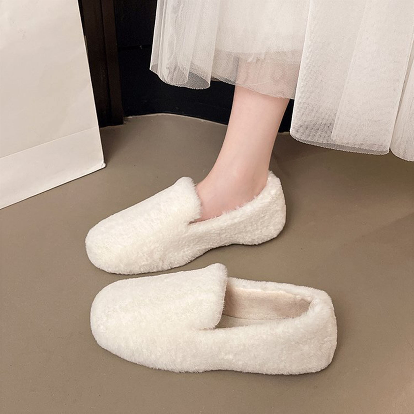 Miluxas Women's Plush Slippers Loafer,Plush Curled Edge House Slippers ...