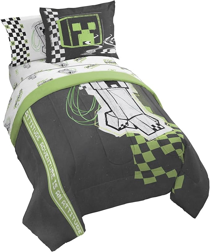 Minecraft Doodle Skate 7 Piece Full Size Comforter Set with Shams ...