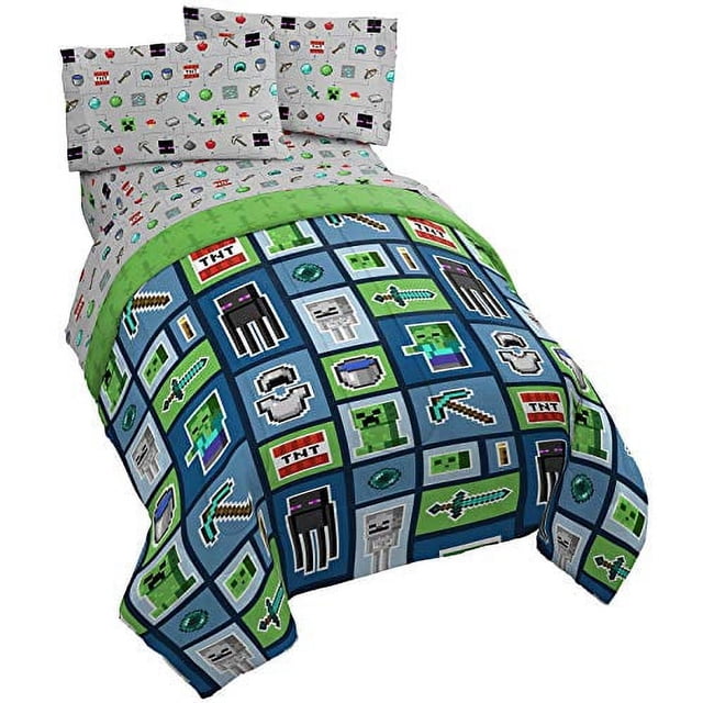 Minecraft Monster Hunters 5pc Queen Bed Set with Comforter, Sheets, and ...