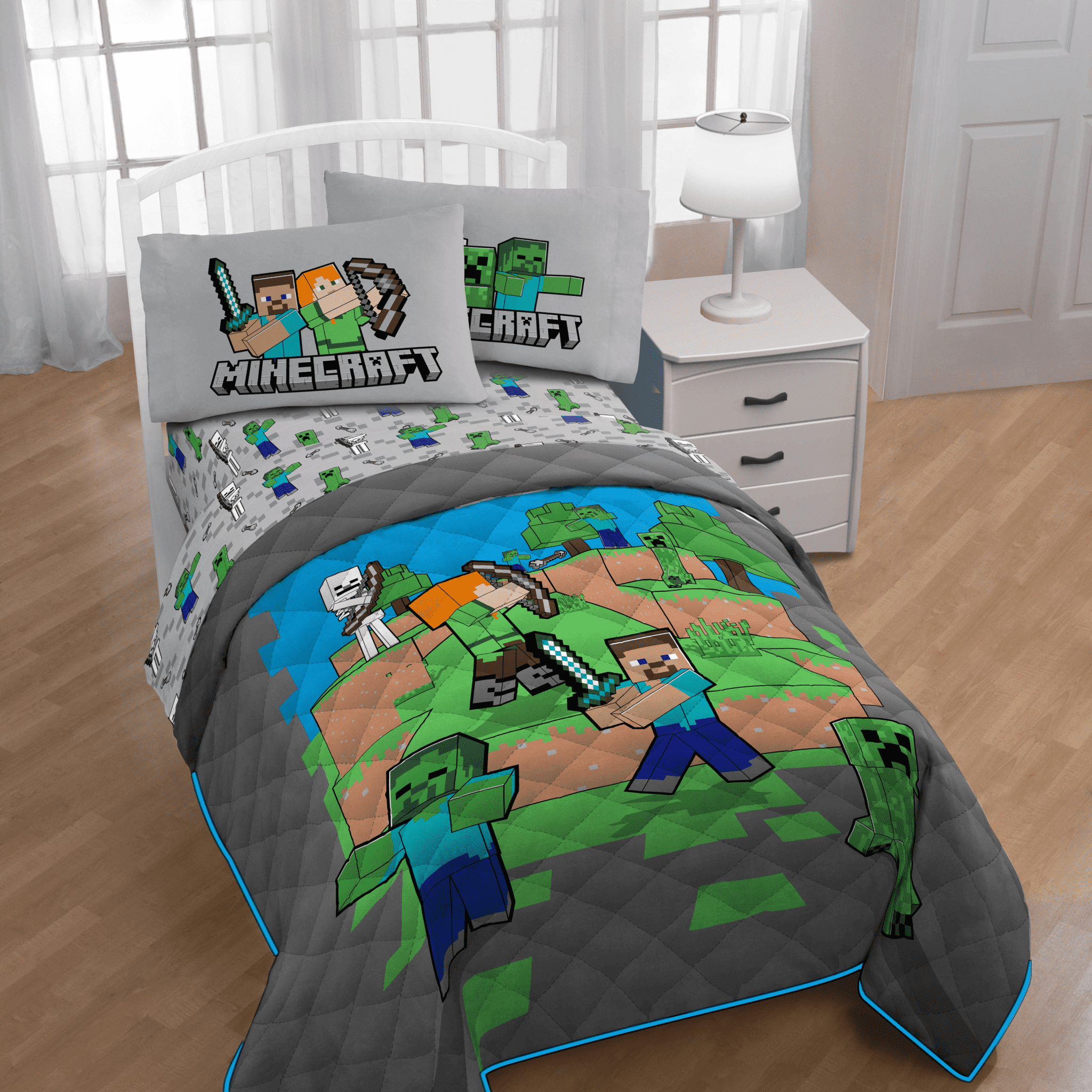 Minecraft Time to Fight Twin Size Kids Quilt Set, 4-Piece Bedding, Soft ...