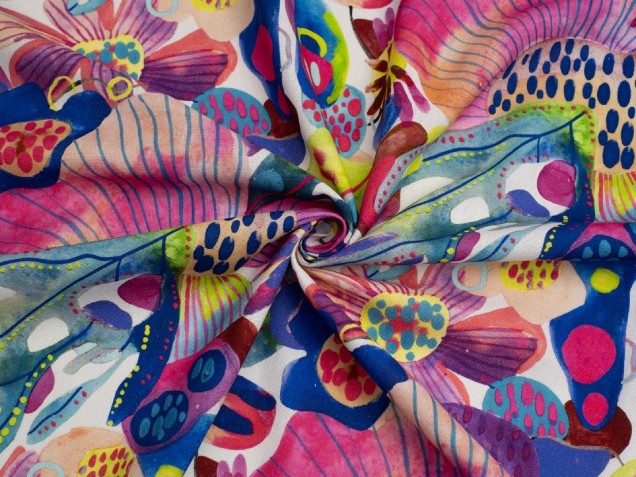 Minerva Exclusive Enchanted Vision Linen Viscose Blend Fabric - per ...