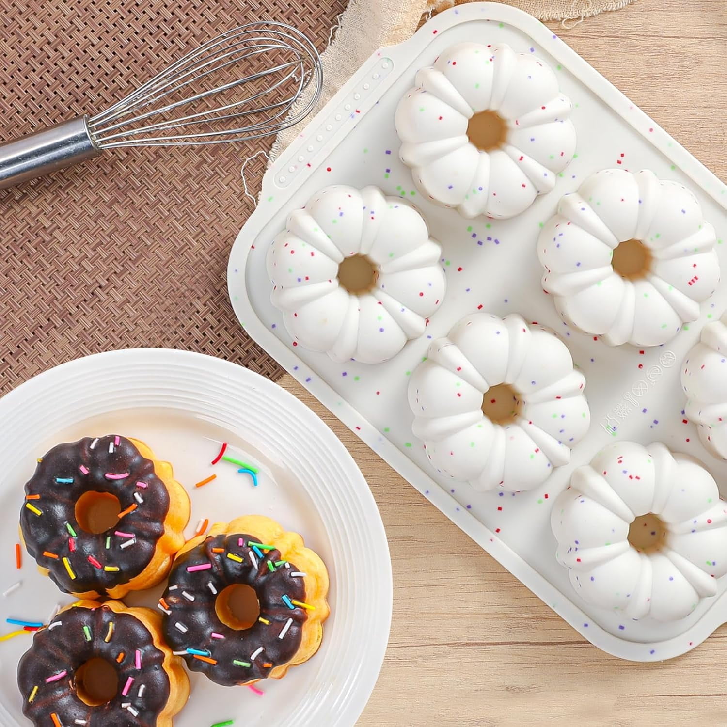 Mini Fluted Tube Cake Pans with Metal Reinforced Frame, 2Pcs Silicone 6 ...