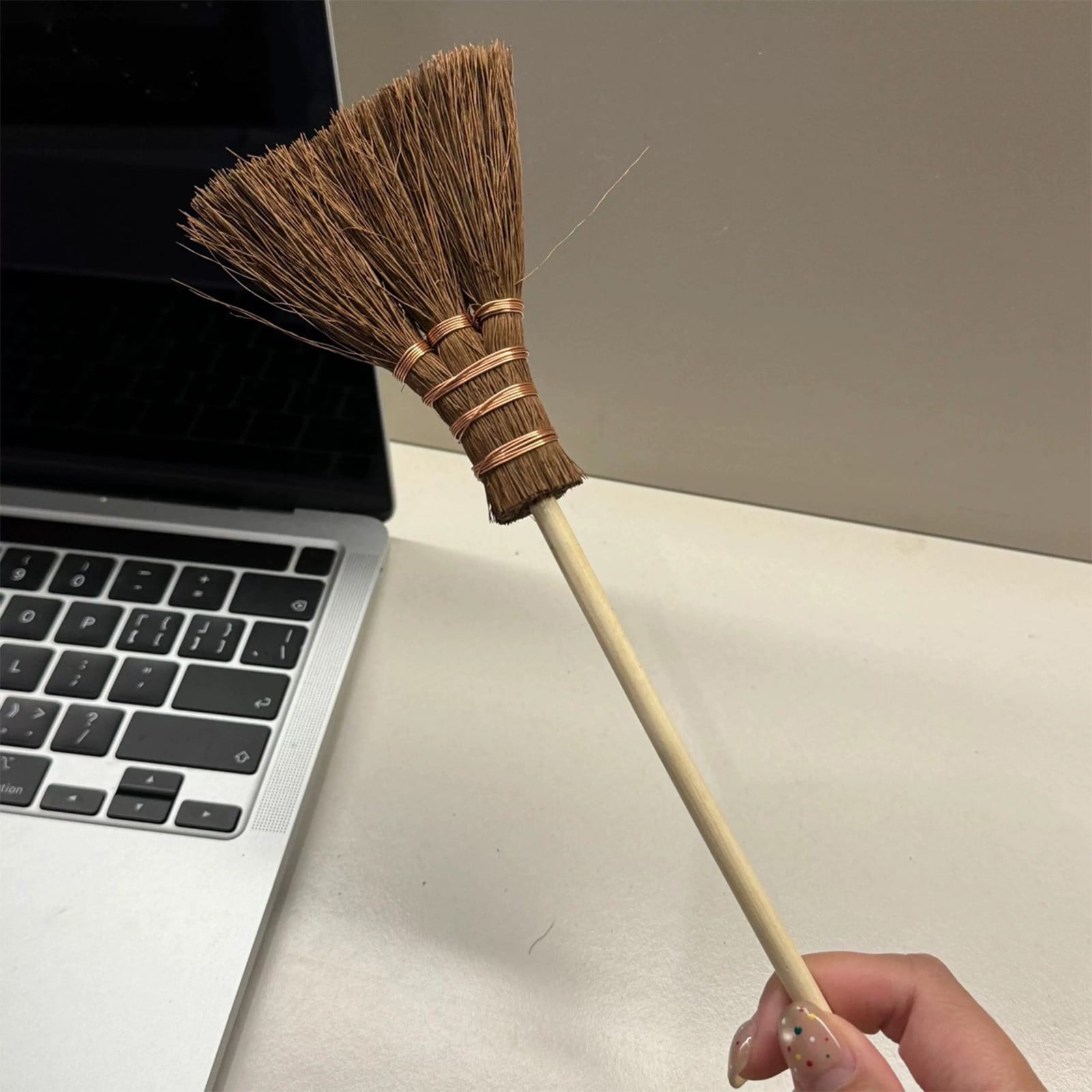 Mini Keyboard Brush Compact and Portable Brown Hair Desktop Crevice ...