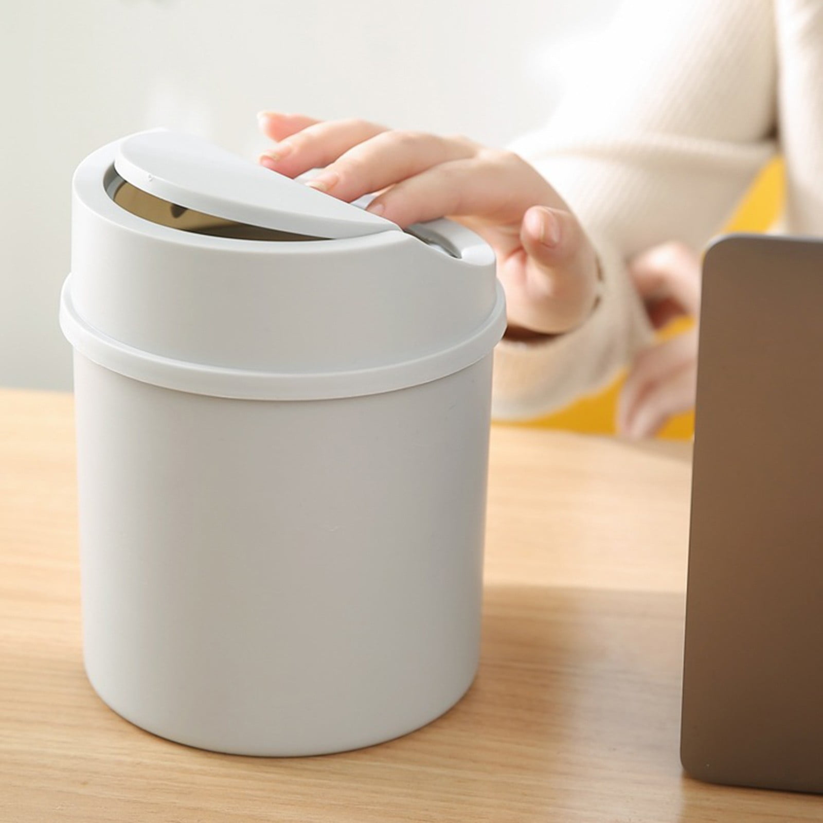 Mini Plastic Trash Can For Desk,Space-Saving Bedroom Trash Can Small ...