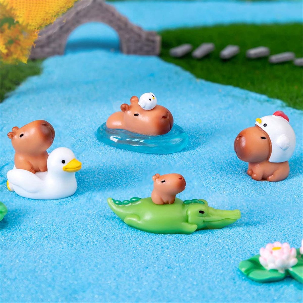 Mini Resin Capybaras Ornaments Tiny Animal Figurine Miniature Capybaras ...