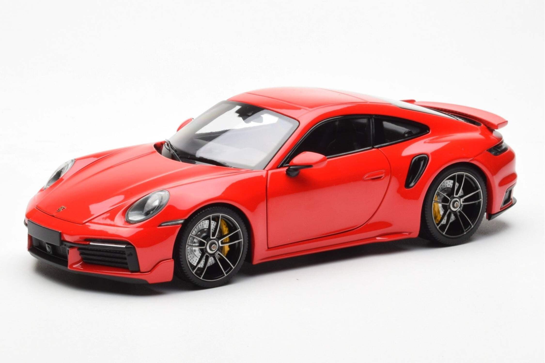 Minichamps 2021 Porsche 911 992 Turbo S Sport Design Guards Red 1:18 ...