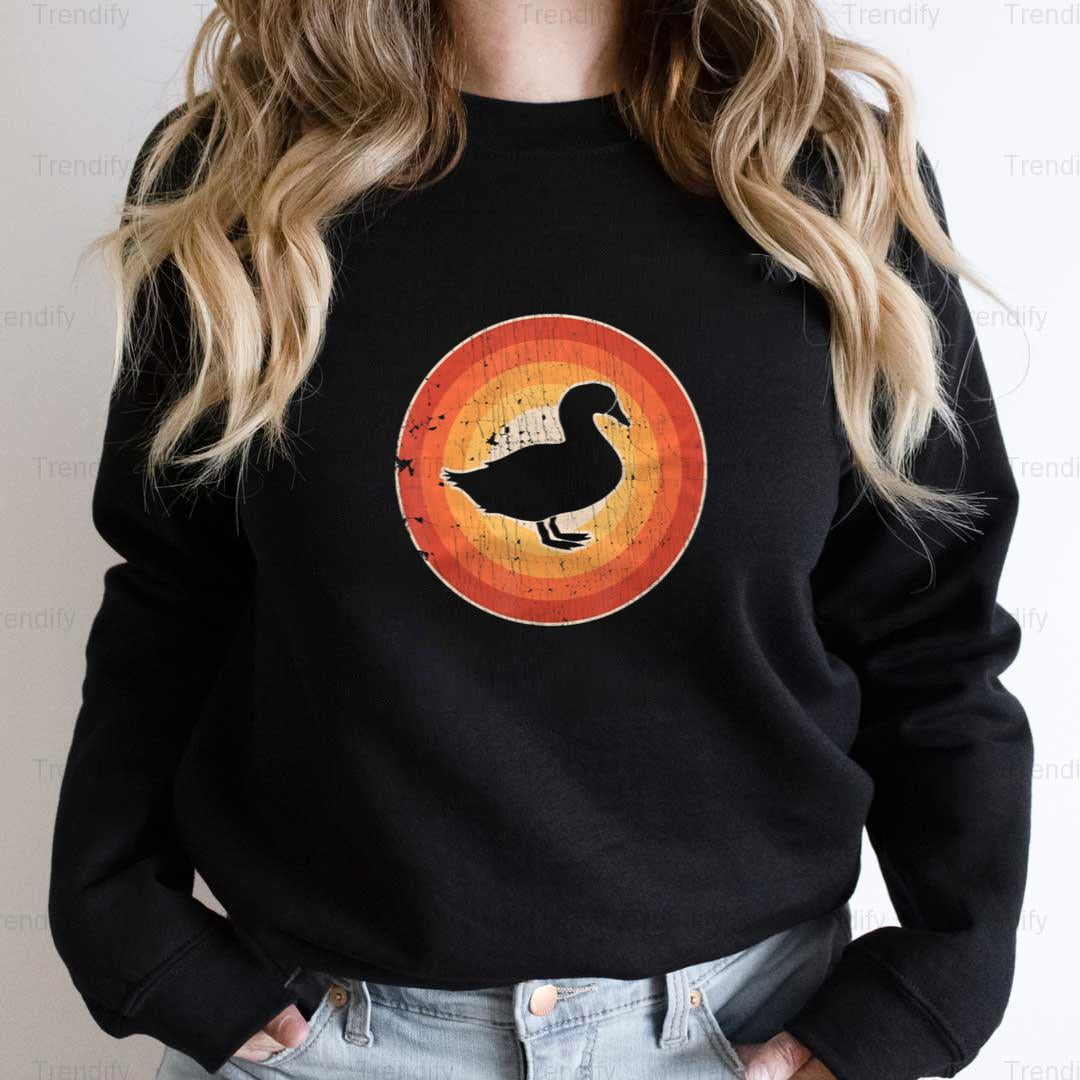 Minimalist Duck Animal Farm Bird Graphic Unisex Sweatshirt - Machine ...