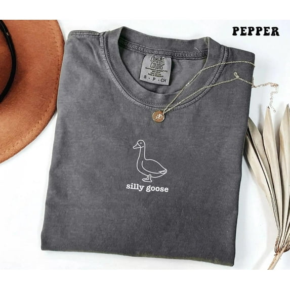 Minimalist Silly Goose Shirt, Silly Goose On The Loose Funny Tshirt, Goose Lover Funny Gift, Got ...