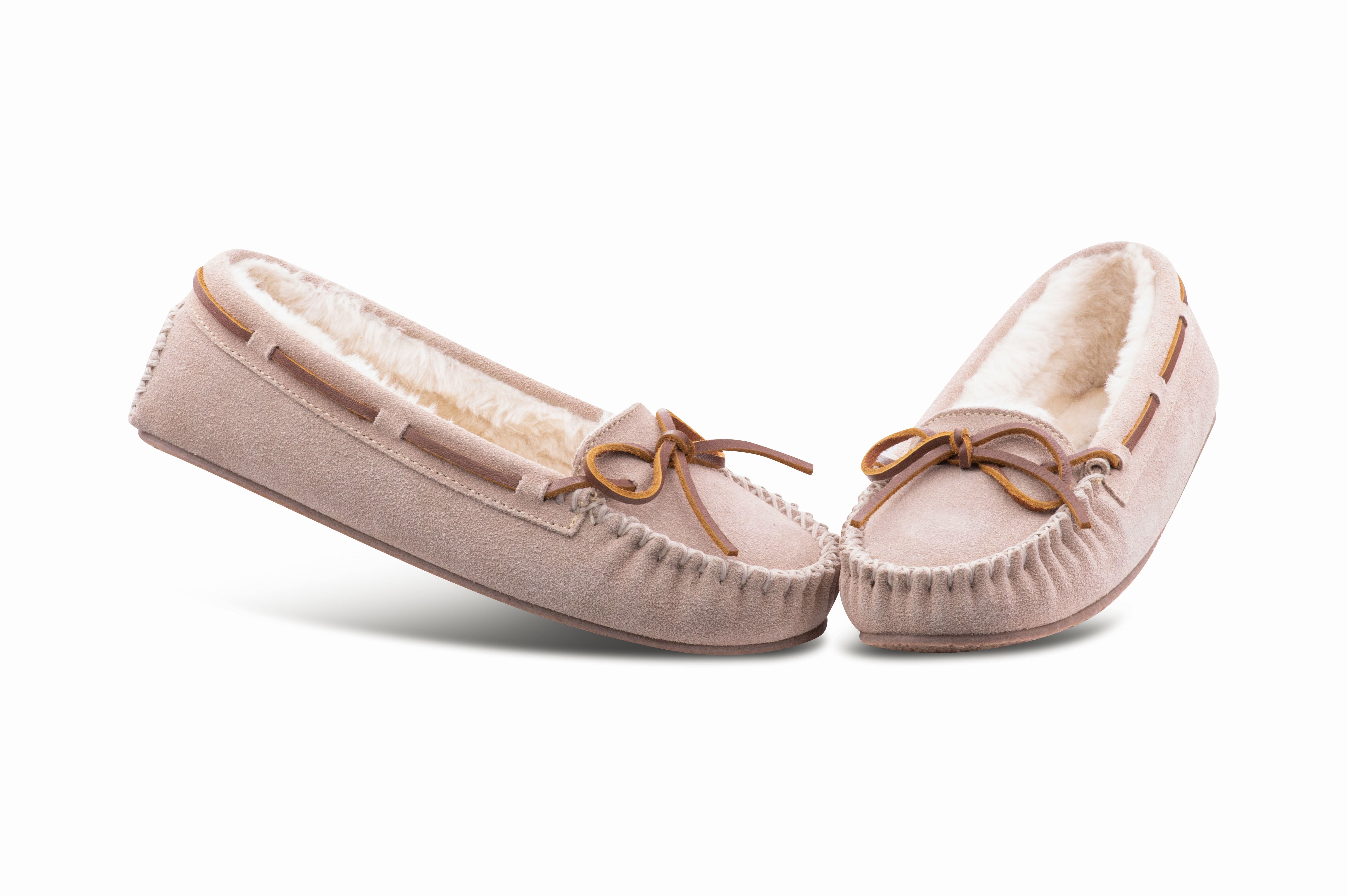 Minnetonka Womens Cally Cozy Suede Moccasin House Shoes, Indoor/Outdoor ...