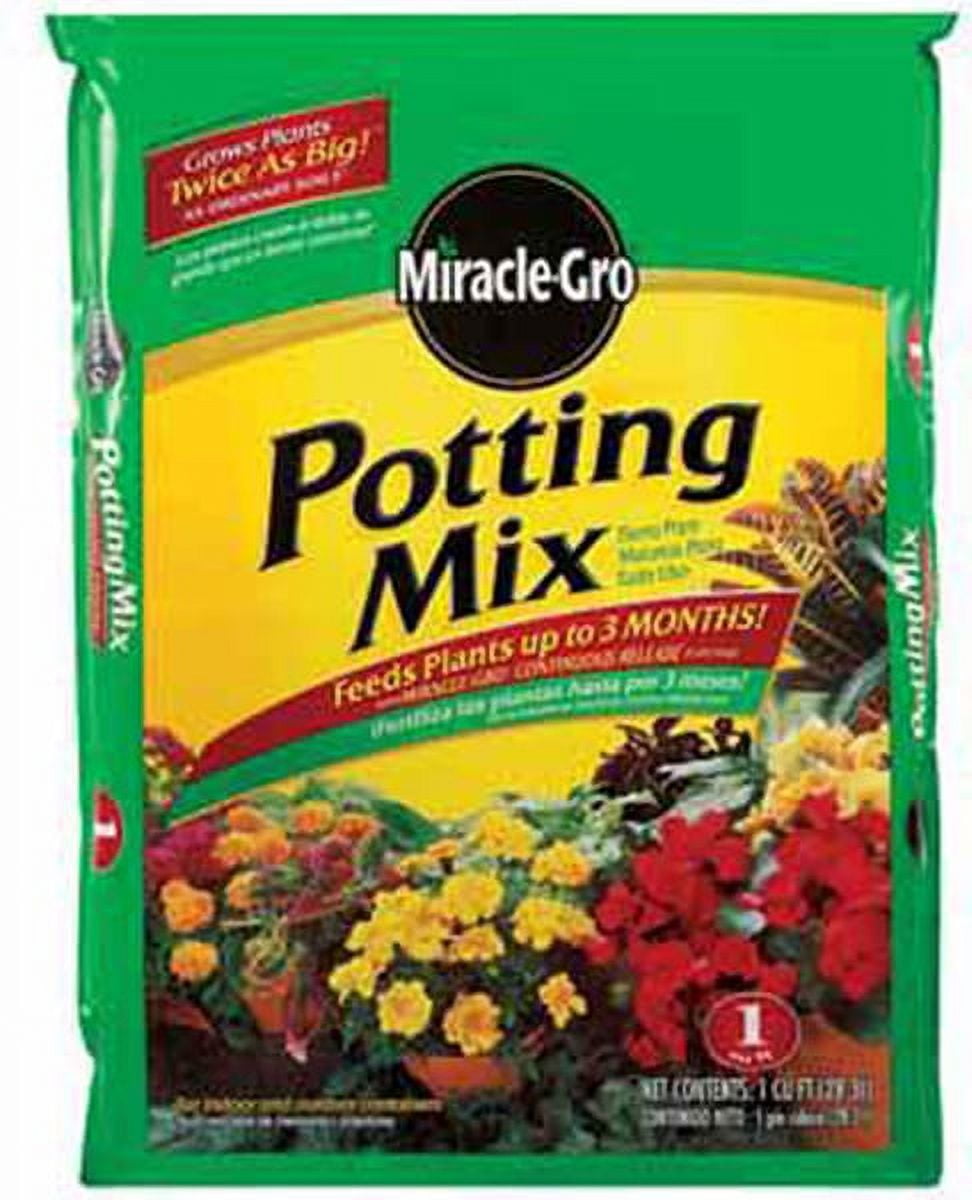 Miracle-Gro 75651301 Potting Soil Bag, 1 cu-ft Coverage Area Bag ...